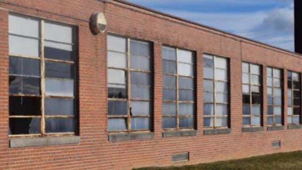 $5,000 reward offered for information into broken windows at elementary ...